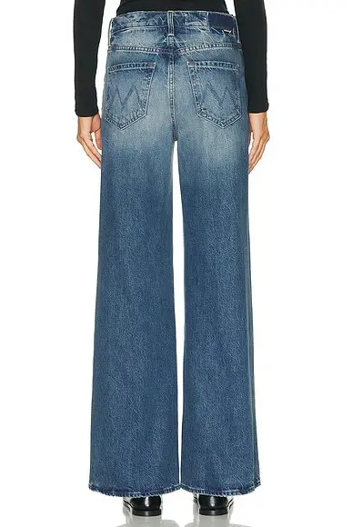 MOTHER The Ditcher Roller Zip Sneak Jeans - Remember When