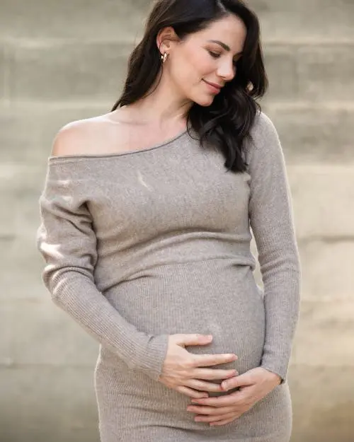 RIPE MATERNITY Off-the-shoulder Knit Maternity Dress - Brown