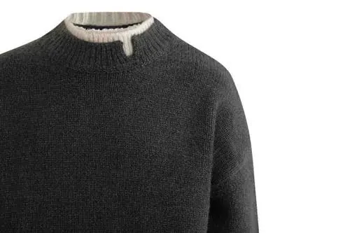 MOUSTACHE Classic Knit Sweater