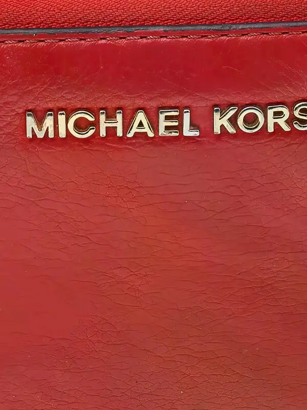Michael Kors Pre-owned Leather Zip Wallet