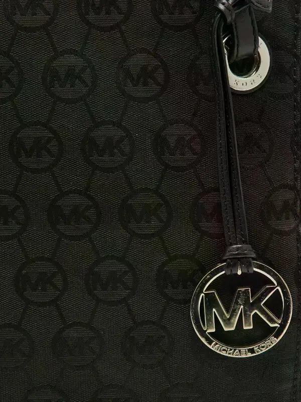 Michael Kors Jet Set Tote Bag