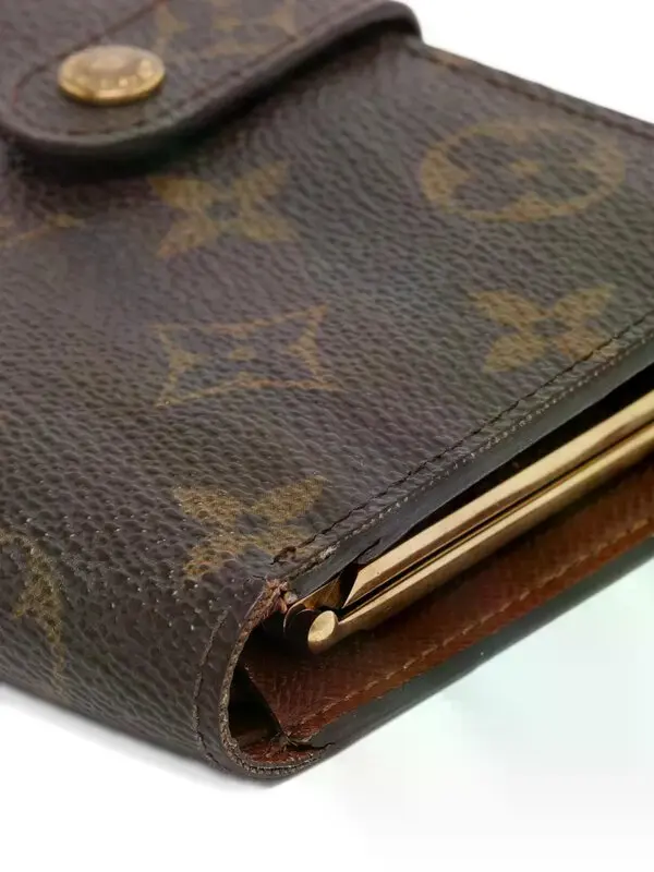 LOUIS VUITTON Monogram Kiss-lock Wallet