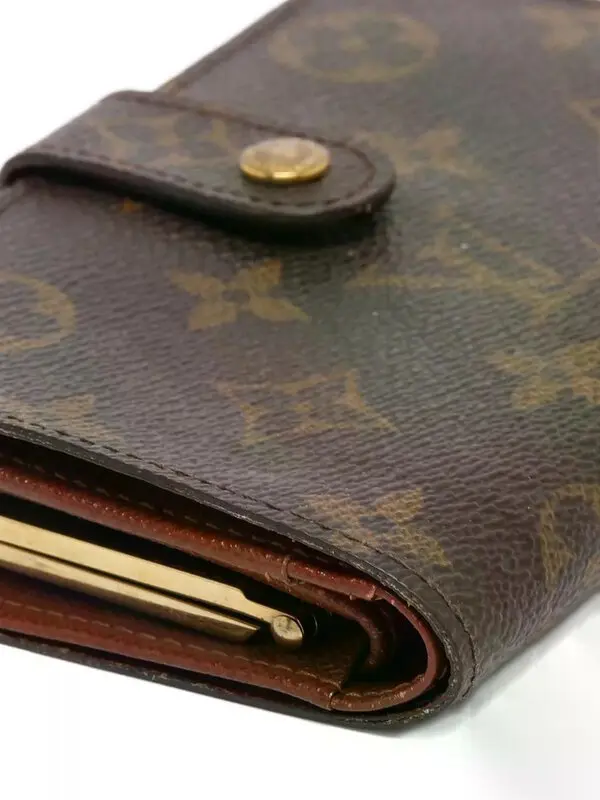 LOUIS VUITTON Monogram Kiss-lock Wallet