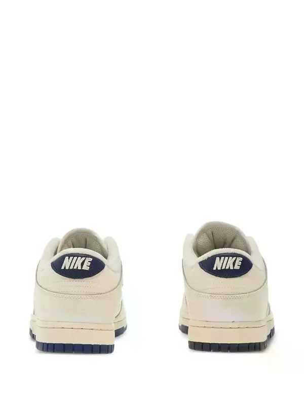 Nike Dunk Low Lace-up Sneakers - Neutrals