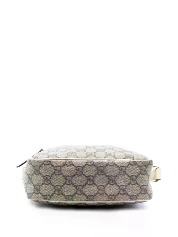 Gucci Gg Supreme Crossbody Bag