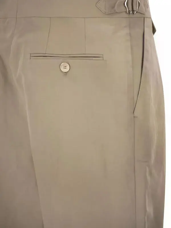 Brunello Cucinelli Turn-up Hem Shorts - Neutrals