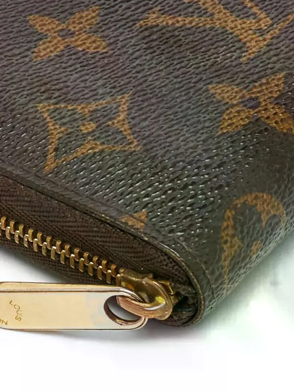 LOUIS VUITTON 2010 Zippy Monogram Wallet