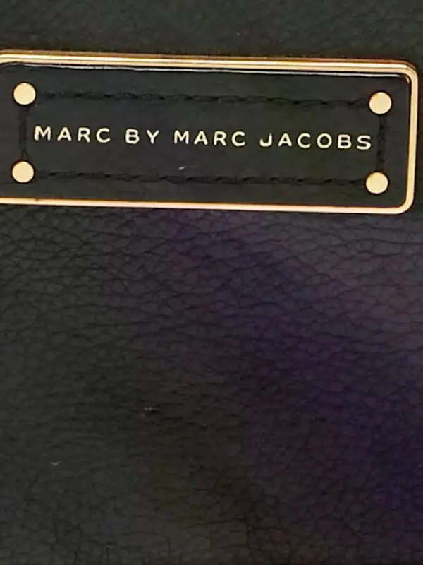 Marc Jacobs Continental Leather Wallet