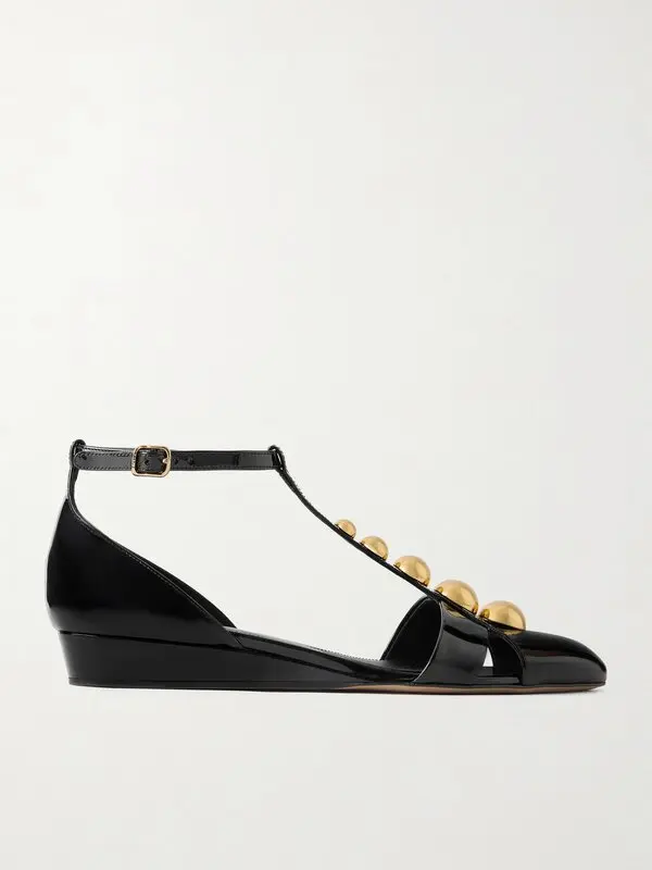 Chloé Cleia Studded Patent-leather Wedge Sandals - Black