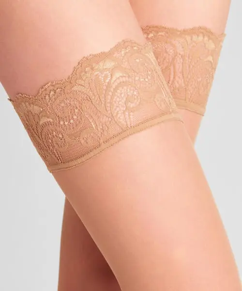 Falke Matte Deluxe 20-denier Stay-up Stockings - Powder