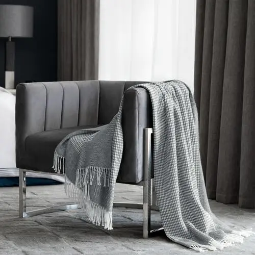 TOGAS Reuten Throw - Grey