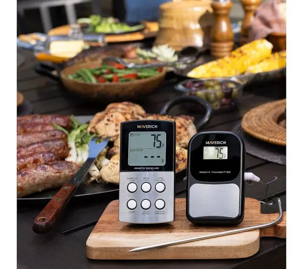 MAVERICK Long Range Remote Barbeque Thermometer, Dual Probe