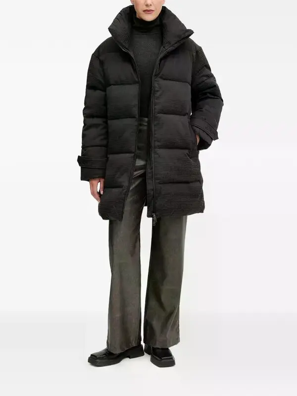 GESTUZ Embossed Funnel-neck Puffer Jacket