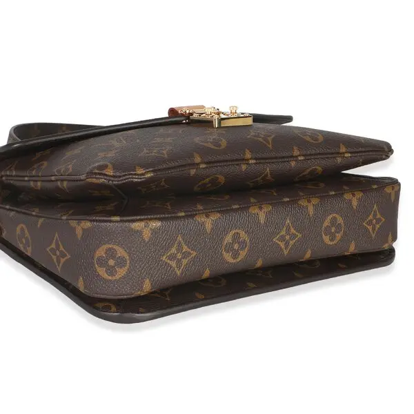LOUIS VUITTON Monogram Canvas Pochette Metis
