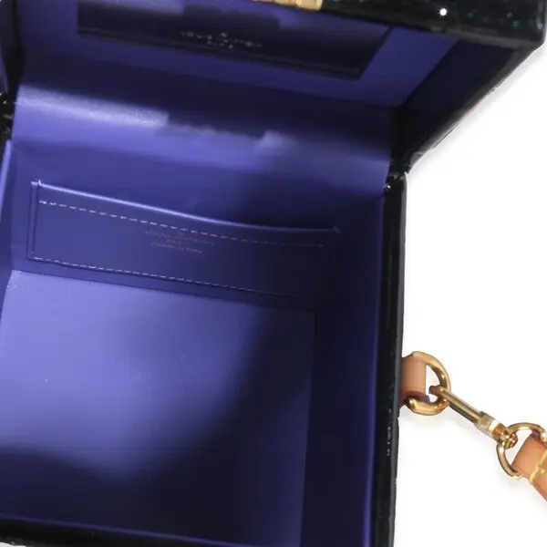 LOUIS VUITTON Monogram Vernis Bleecker Box - Black
