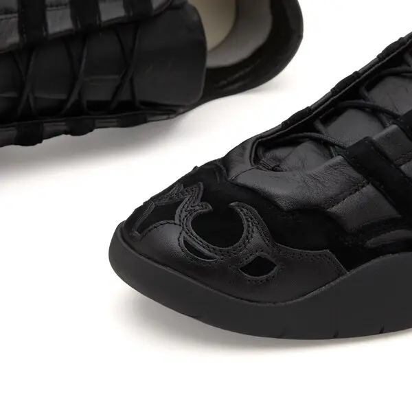 Y3 Regu 2002 Sneakers
