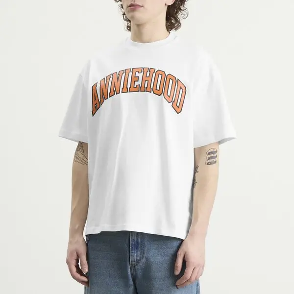 ANNIE HOOD College Arch T-shirt