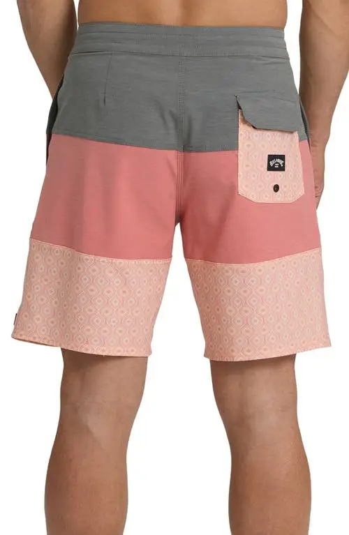 BILLABONG Tribong Lt Board Shorts - Ash Rose