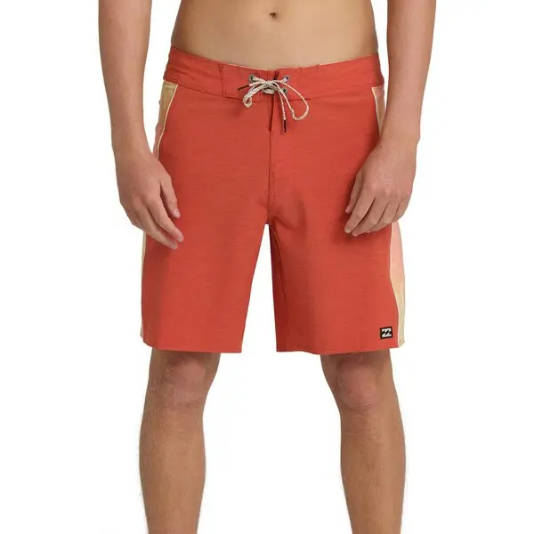 BILLABONG Dbah Pro Board Shorts - Barn Red