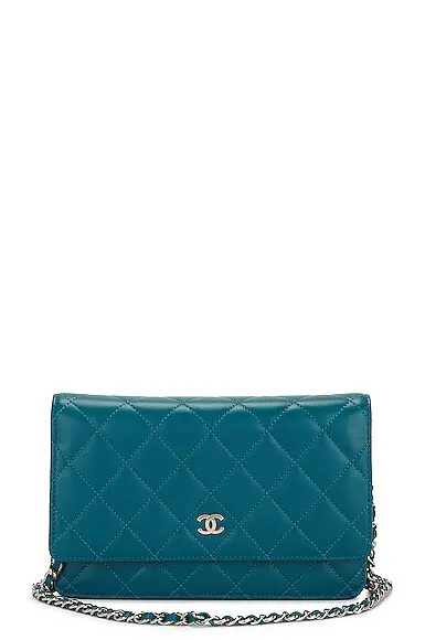 Chanel Lambskin Classic Wallet On Chain - Blue