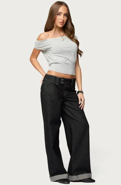 EDIKTED Off-the-shoulder Crop T-shirt