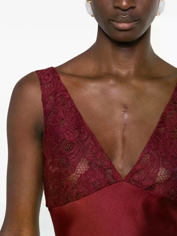 ATU BODY COUTURE Lace V-neck Maxi Dress - Red