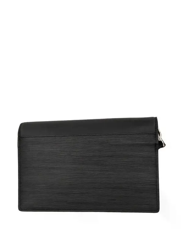 LOUIS VUITTON 2017 Epi Turn-lock Clutch