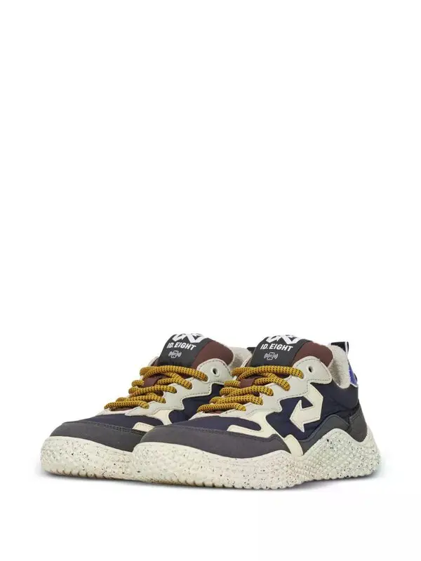 ID.EIGHT Hana Arrow-detail Sneakers