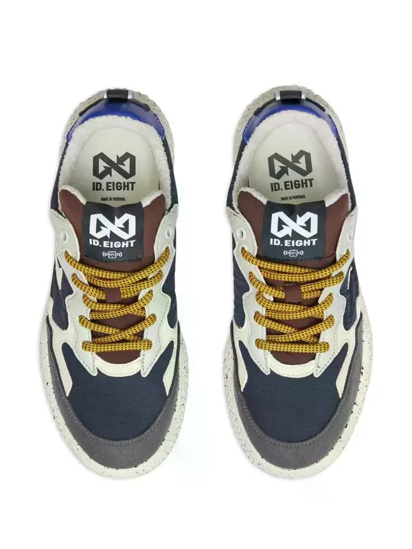 ID.EIGHT Hana Arrow-detail Sneakers