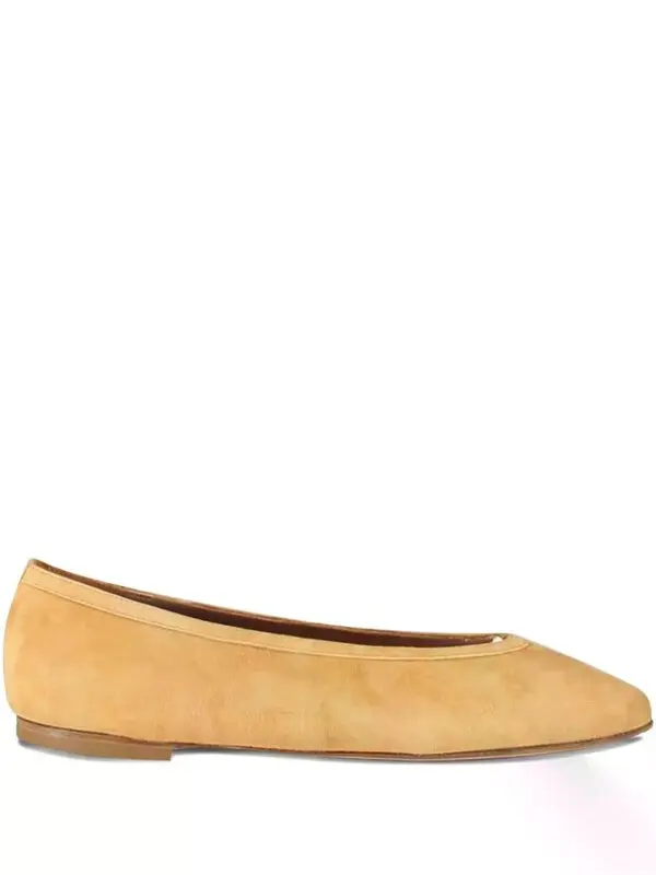 CASA ISOTA Dafne Pointed Toe Ballerinas