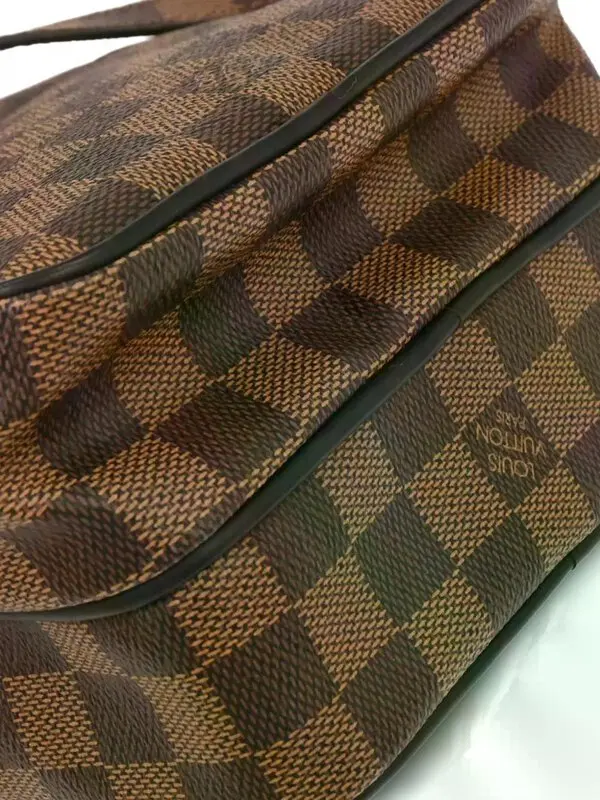 LOUIS VUITTON 2016 Savannah Amazon Damier Cross Body Bag