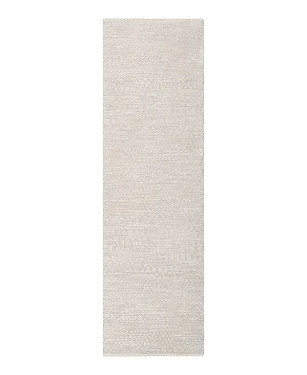 LIVABLISS Masterpiece Mpc2337 2'7x7'3 Runner Area Rug - Cream
