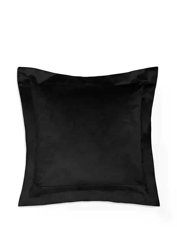 MAISON CLOSE Curiosités Désirables © Inspiration Divine Cushion