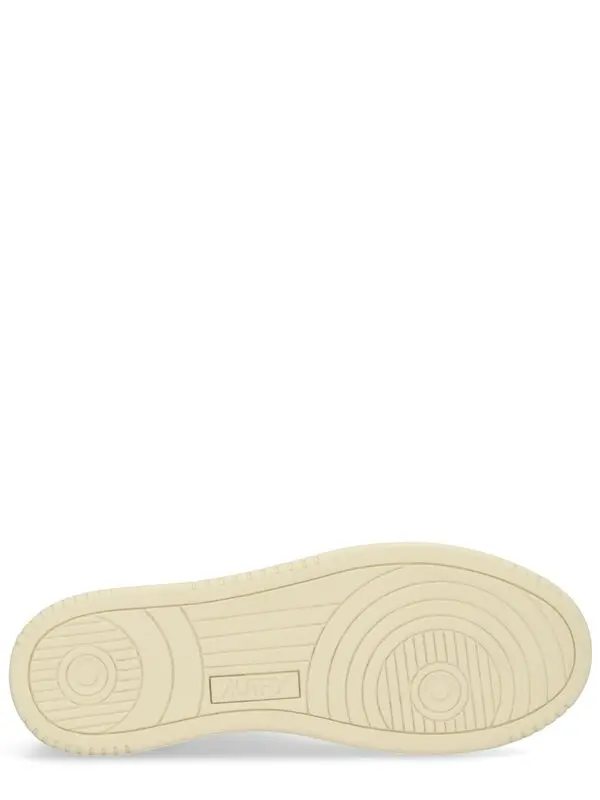 AUTRY Medalist Low Top Sneaker
