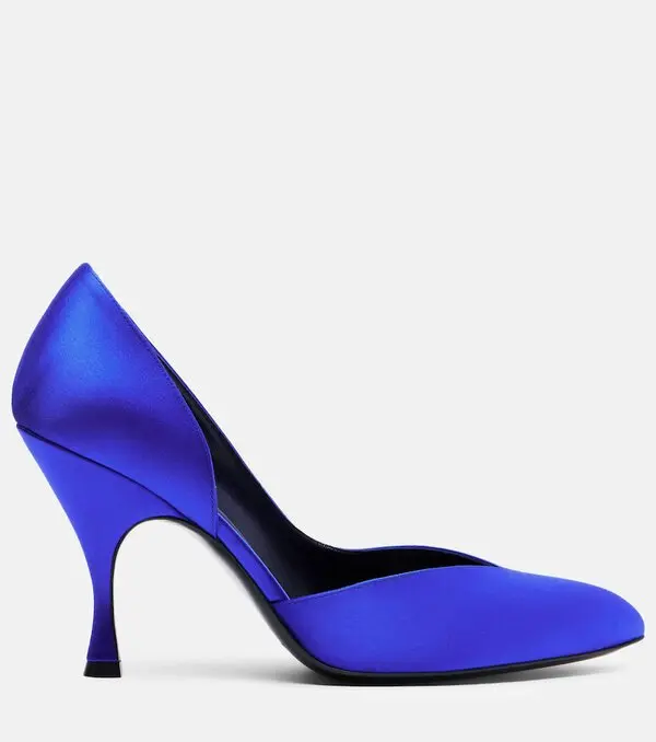 HERBERT LEVINE 95 Satin Pumps