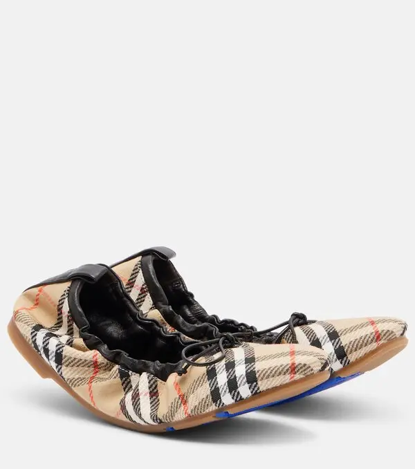 Burberry Fawn Check Ballet Flats - Beige