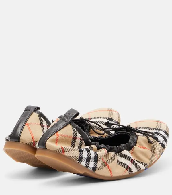 Burberry Fawn Check Ballet Flats - Beige