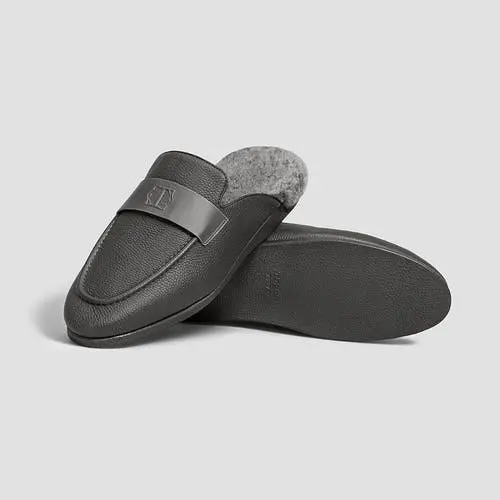 TOGAS Leather Slippers