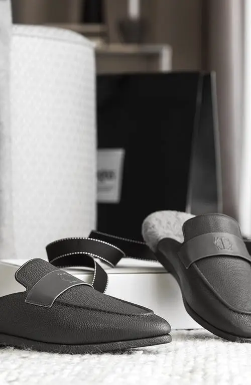 TOGAS Leather Slippers