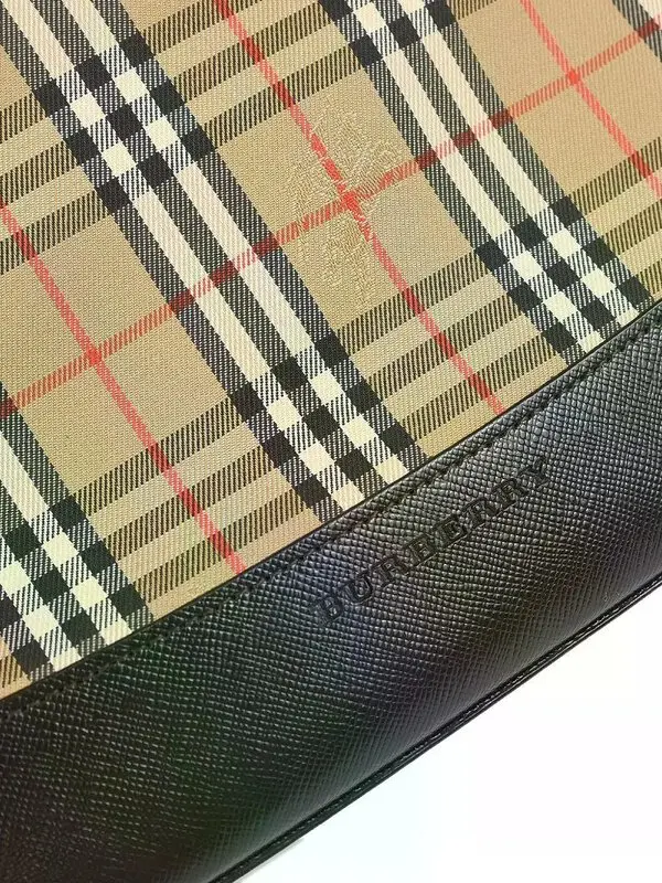 Burberry 1990-2000s House Check Tote Bag