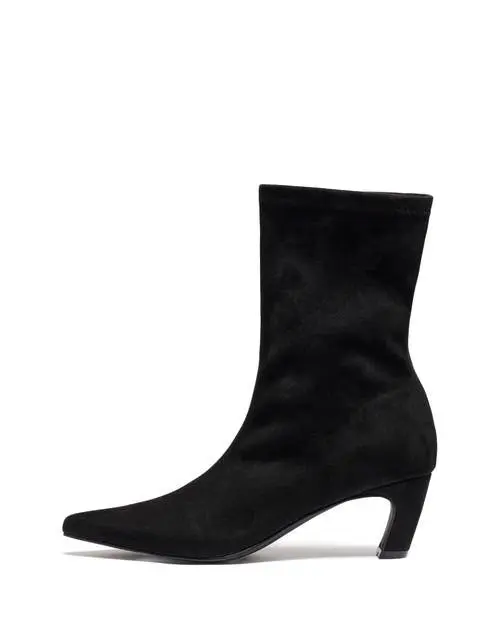 THERAPY AUSTRALIA Sacha Bootie