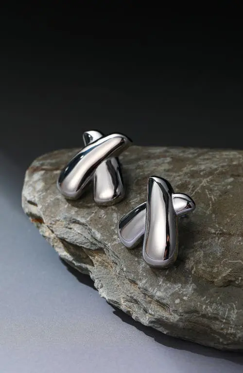 KELLERY Bond Sculpture Stud Earrings