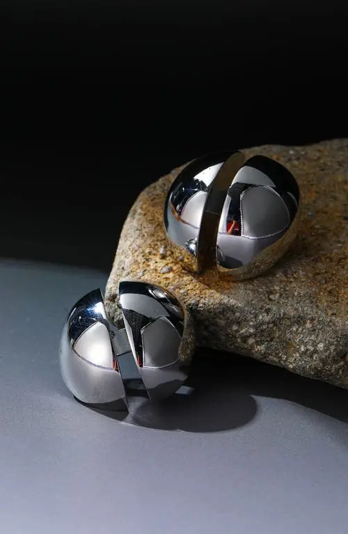 KELLERY Heritage Stud Earrings - Silver