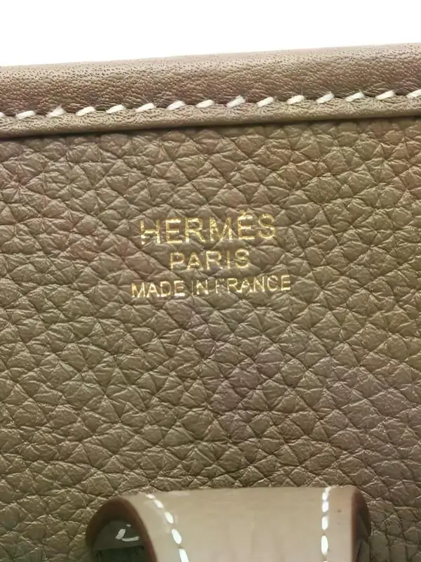 Hermès 2024 Pm Evelyne Iii Shoulder Bag - Neutrals