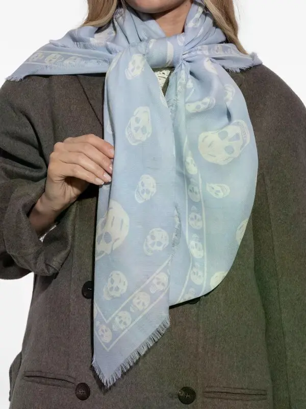 Alexander McQueen Skull Fringed Scarf - Blue