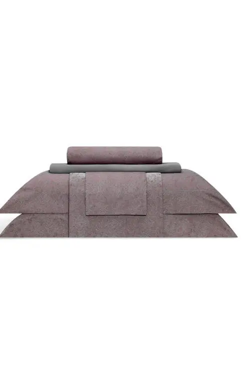 TOGAS Ashton Duvet Cover - Red