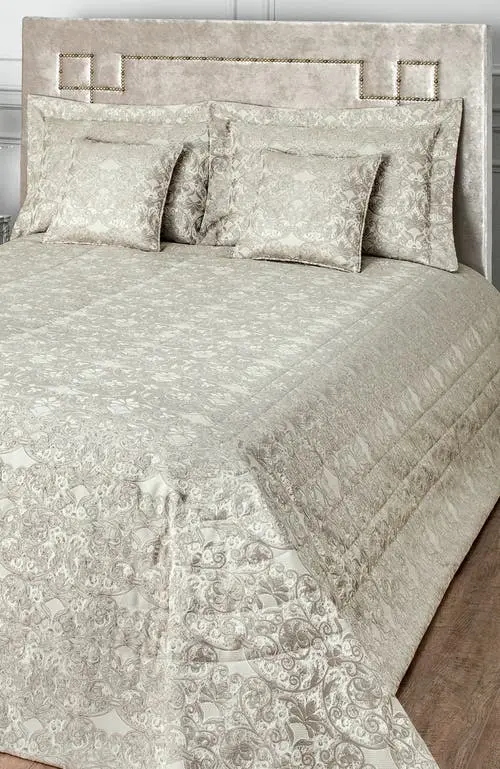 TOGAS Viardo Decorative Pillow