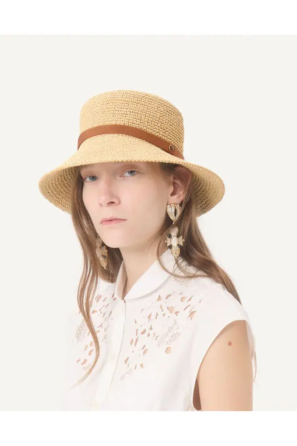 Valentino Garavani Vlogo Signature Foldable Straw Bucket Hat - Natural