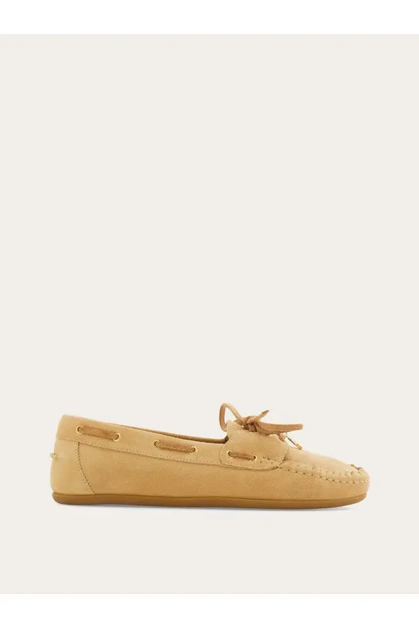 FERRAGAMO Boat Shoe - Gold