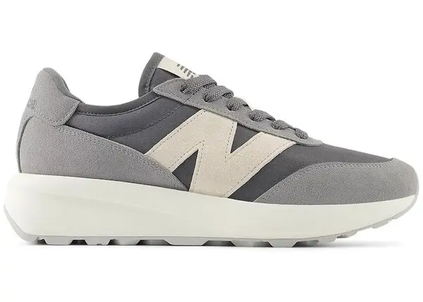 NEW BALANCE 370in Sneakers
